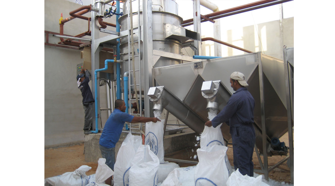 Focusun semi-automatic ice packing machine-easy to maintain