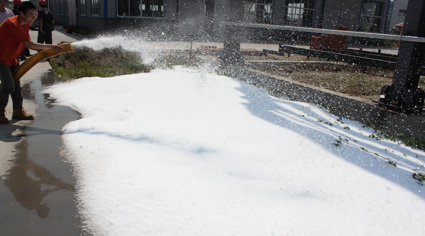 Focusun outdoor snow making machine-first choice for skiing station